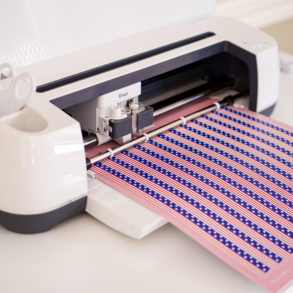 DIY Tutorial - How To Apply Patterned Heat Transfer Vinyl On A T-shirt ...