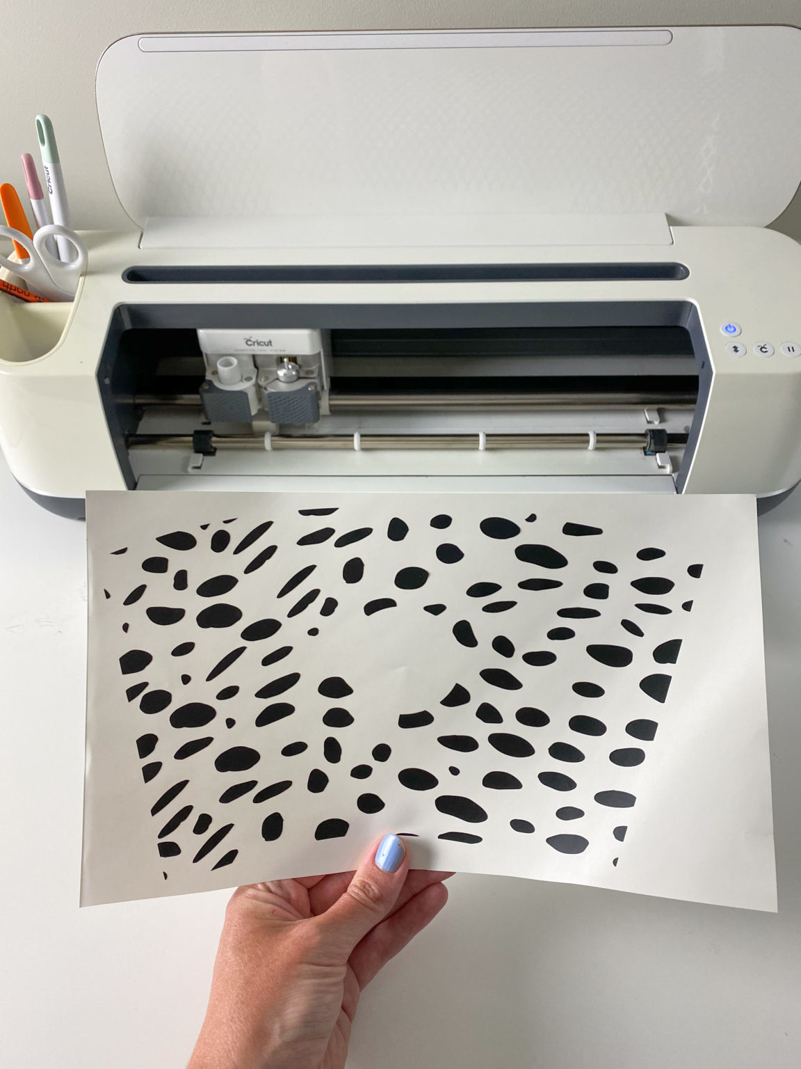 How To Customize Cups Using The Full Wrap Template - Kayla Makes